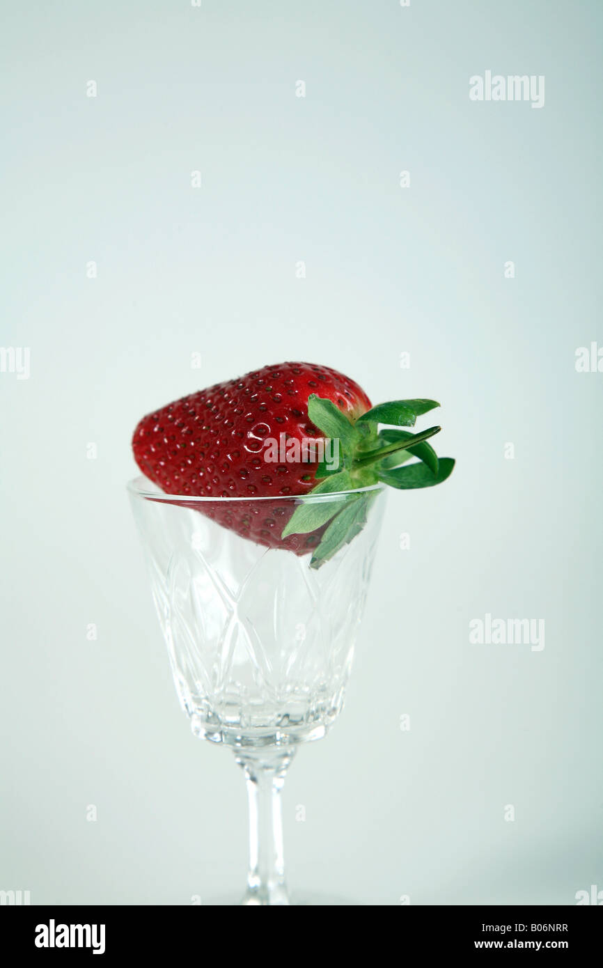 Strawberry glass hi-res stock photography and images - Alamy