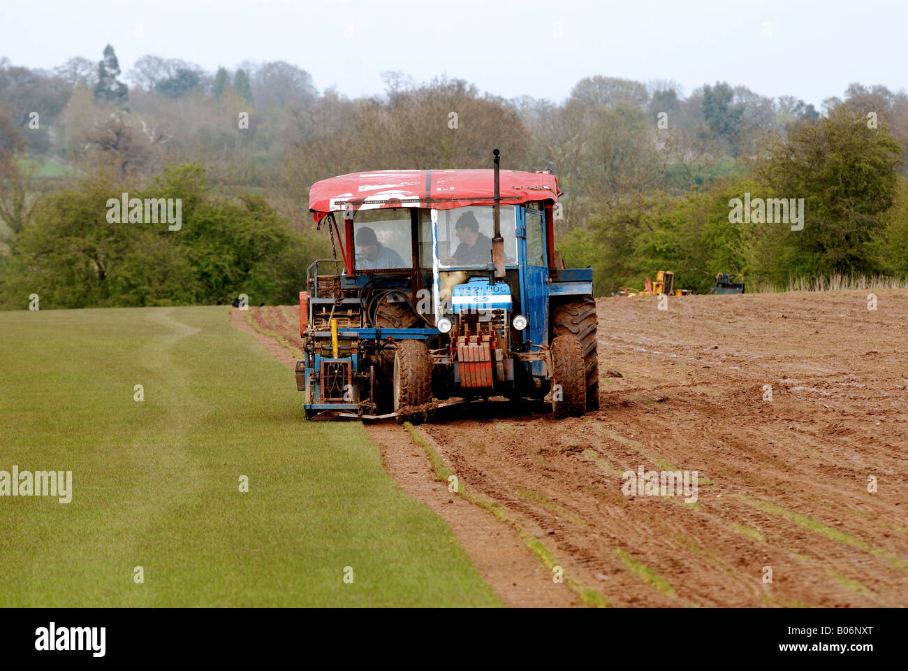 Turf cutter hi-res stock photography and images - Alamy
