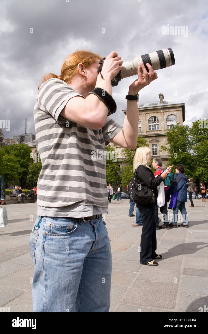 Photographer Notre Dame Cathedral, Paris, France Stock Photo - Alamy