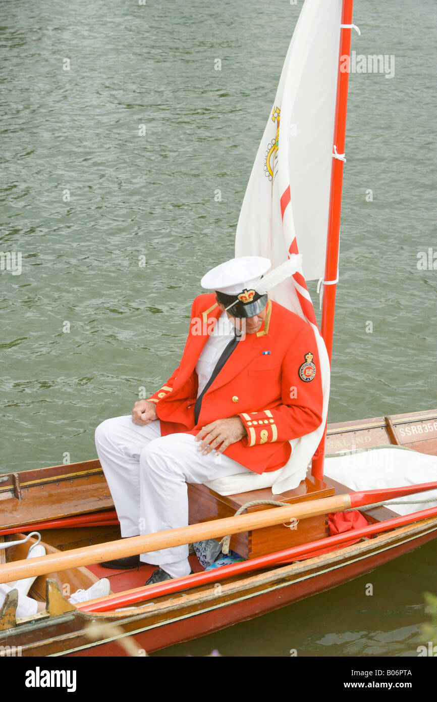 Swan upping on the River Thames Her Majesty Queen Elizabeth II Swan ...