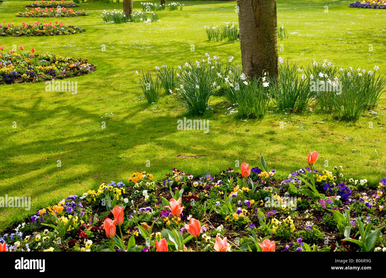 Tidy garden gardens hi-res stock photography and images - Alamy