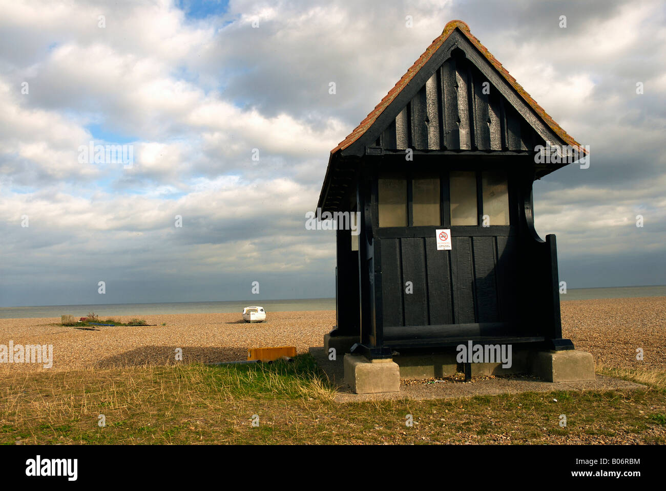 Single hut hi-res stock photography and images - Alamy