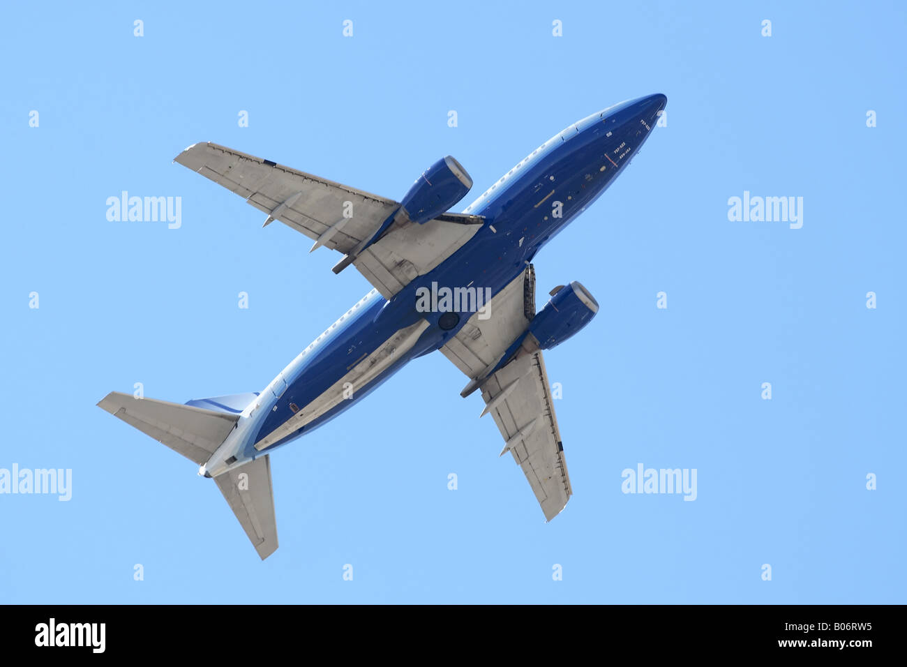 An airliner flying over head Stock Photo - Alamy