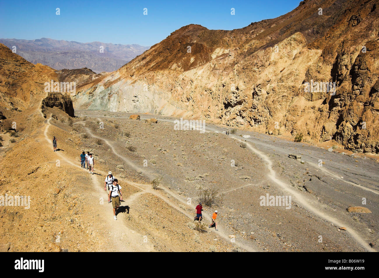 Hiking crowded overcrowded hi-res stock photography and images - Alamy