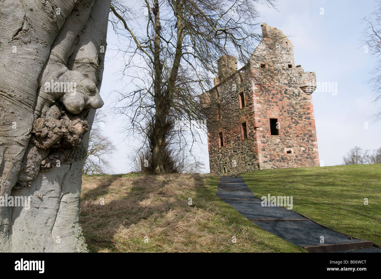 Greenknowe tower hi-res stock photography and images - Alamy