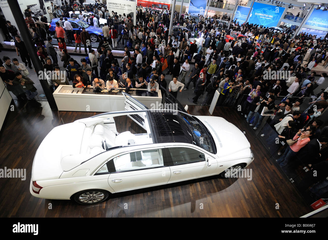 Maybach hi-res stock photography and images - Alamy