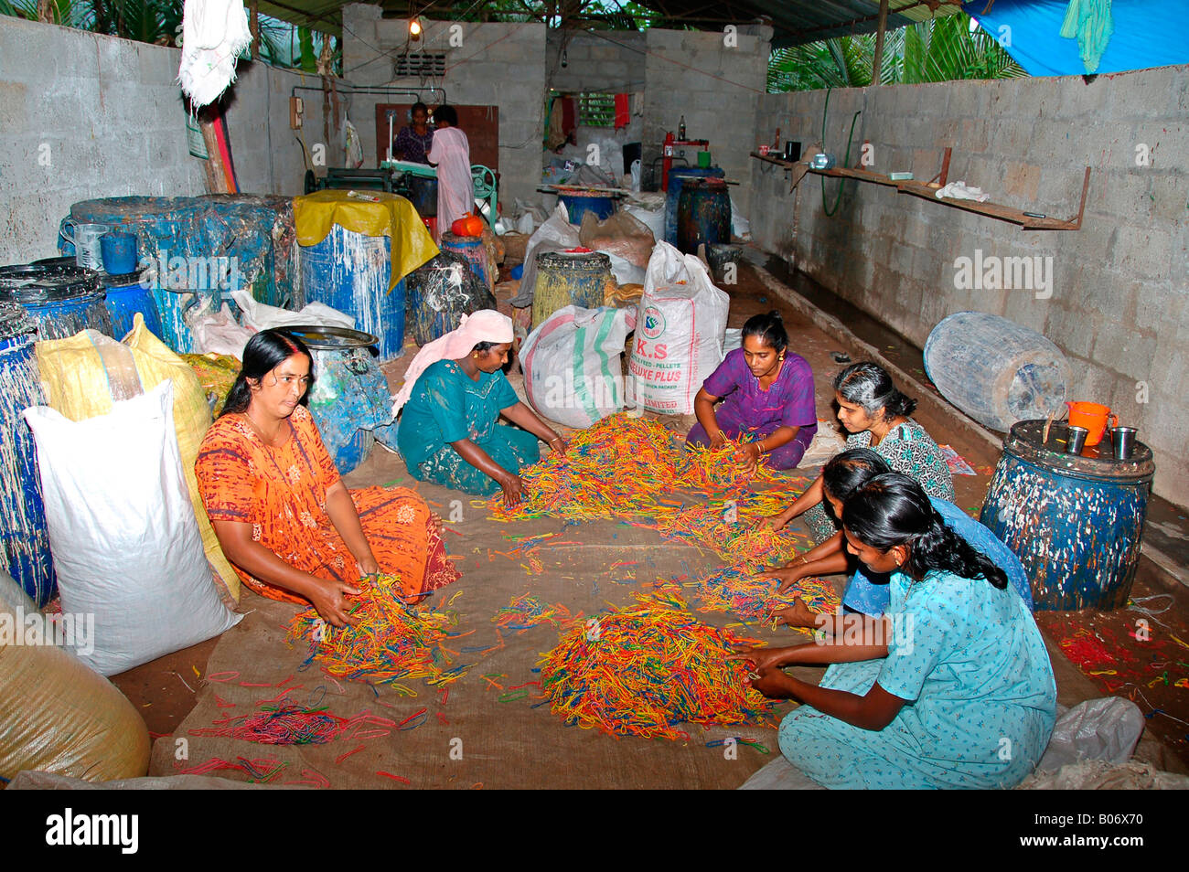 Rubber band making Stock Photo - Alamy