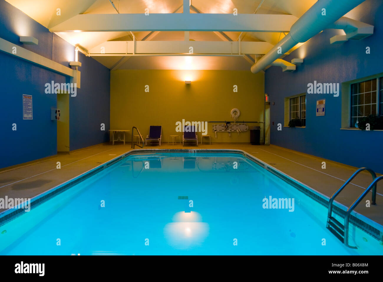 Indoor swimming pool Stock Photo - Alamy