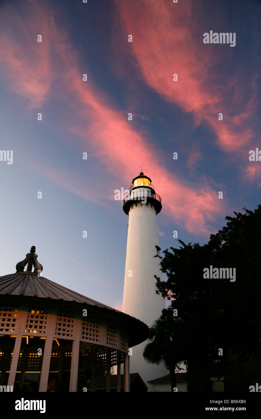 St simon lighthouse hi-res stock photography and images - Alamy
