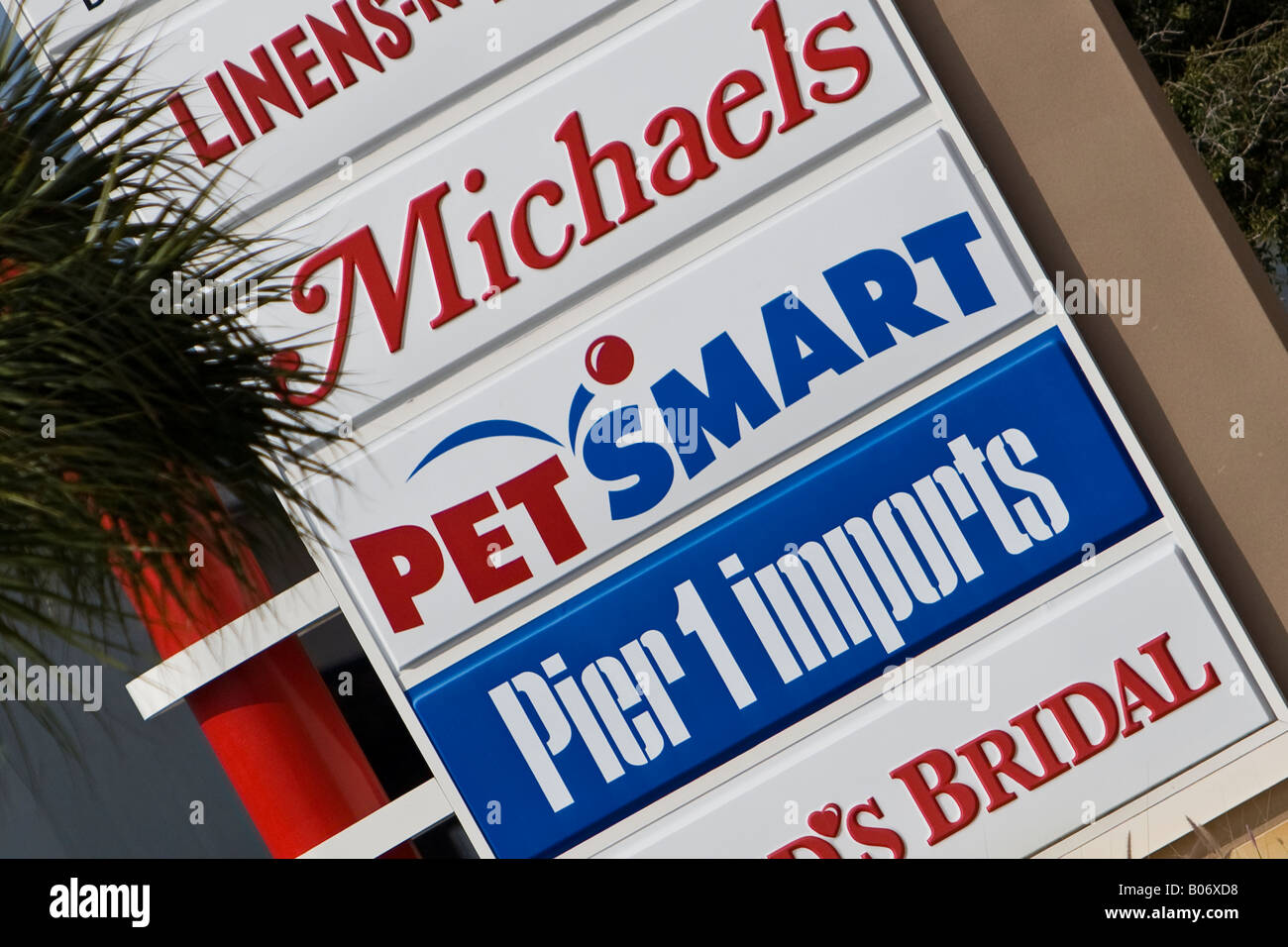 Mall Shopping Center Sign Stock Photo - Alamy