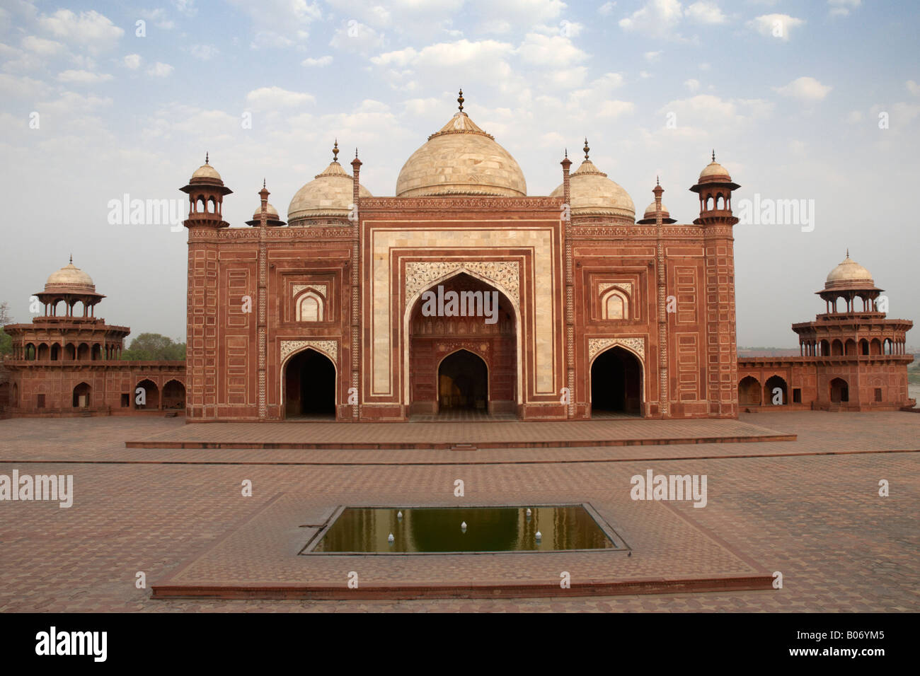 A red sandstone Mosque at the Taj Mahal complex in Agra, India Stock ...