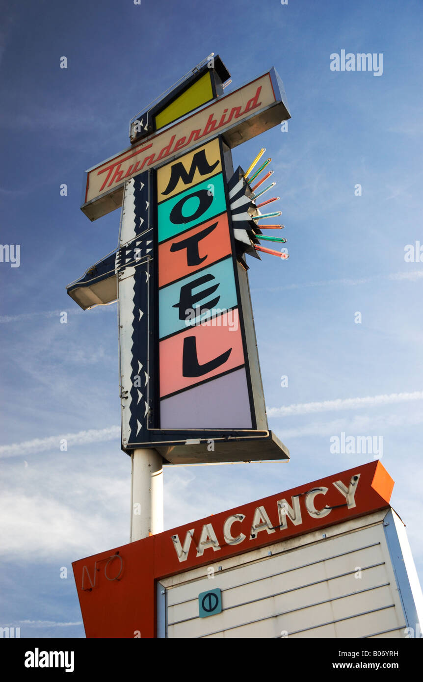 Thunderbird motel sign hi-res stock photography and images - Alamy