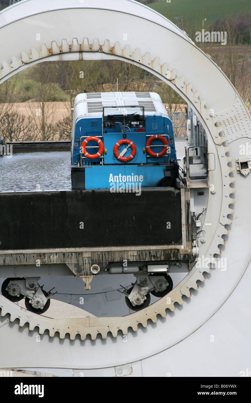 Falkirk Wheel, World's first and only rotating boat lift Stock Photo ...
