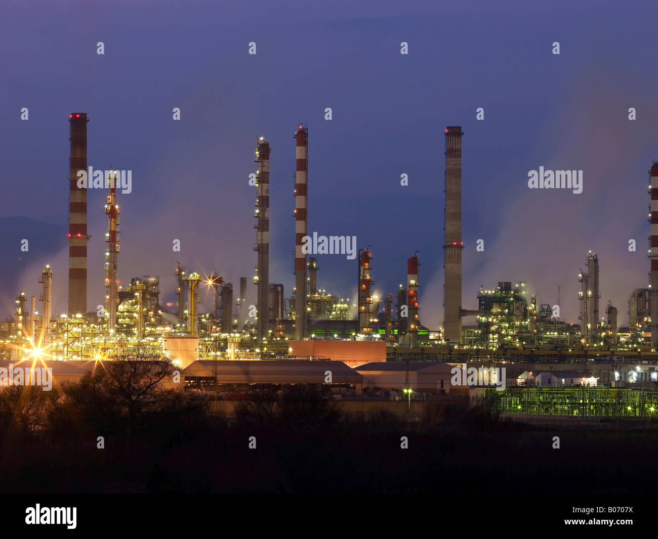 oil refinery in Tarragona,Spain Stock Photo - Alamy