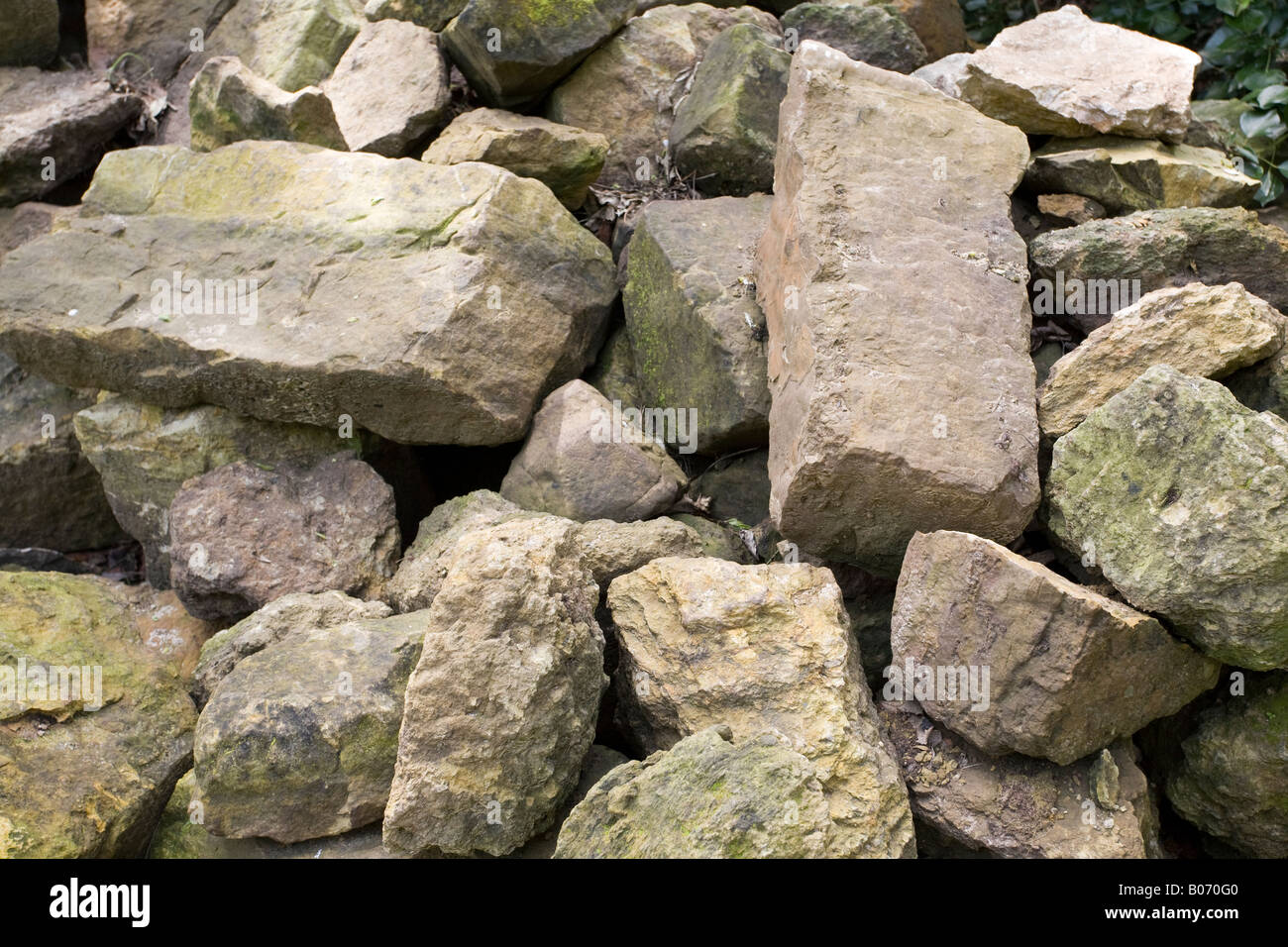 Large rocks hi-res stock photography and images - Alamy