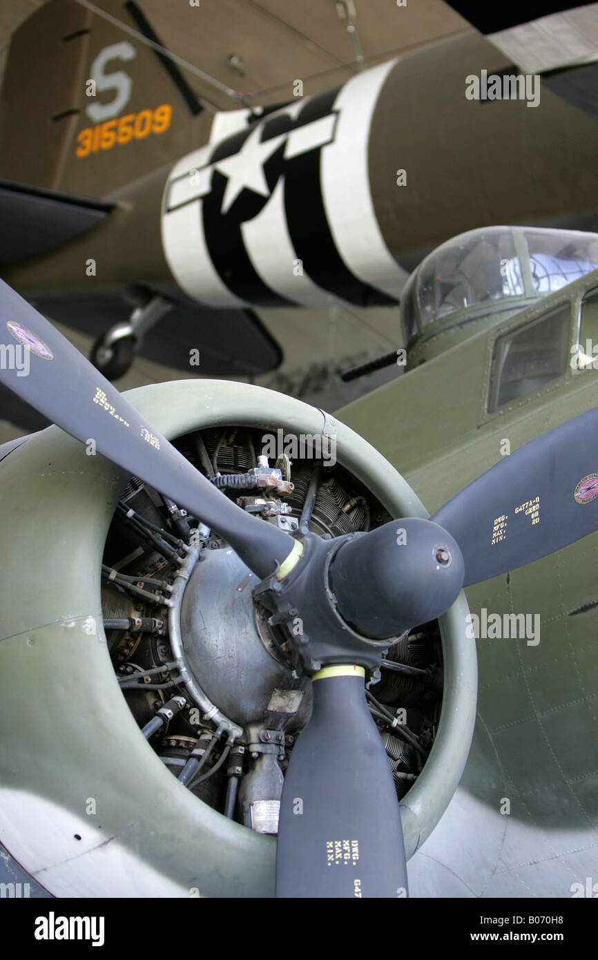 B17 FLYING FORTRESS WW11 BOMBER AIRCRAFT ENGINE PROPELLER -IMPERIAL WAR ...