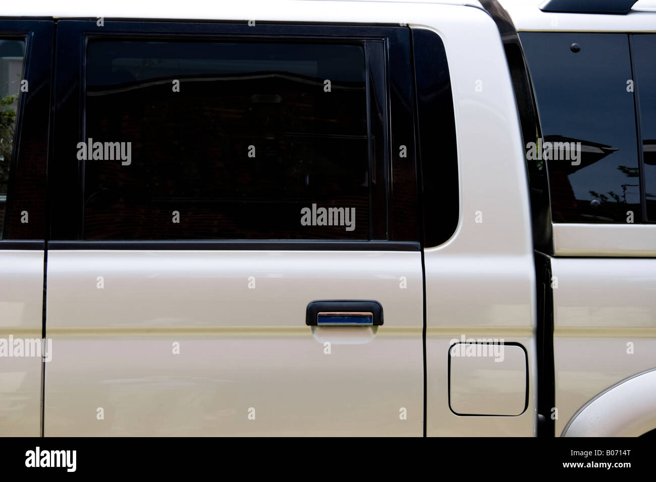 Truck windows hi-res stock photography and images - Alamy