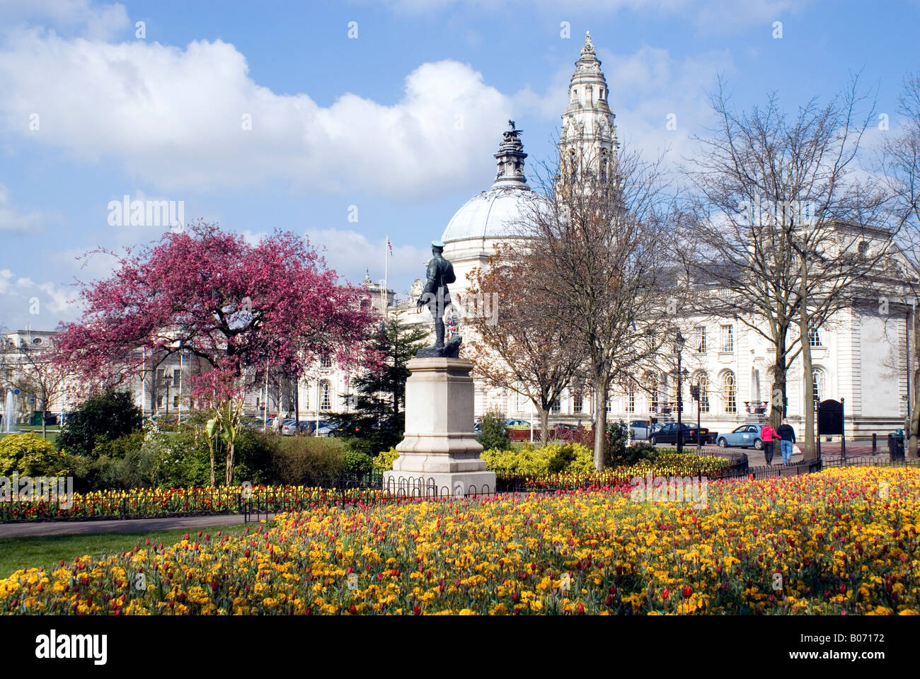 Cardiff civic centre center hi-res stock photography and images - Alamy
