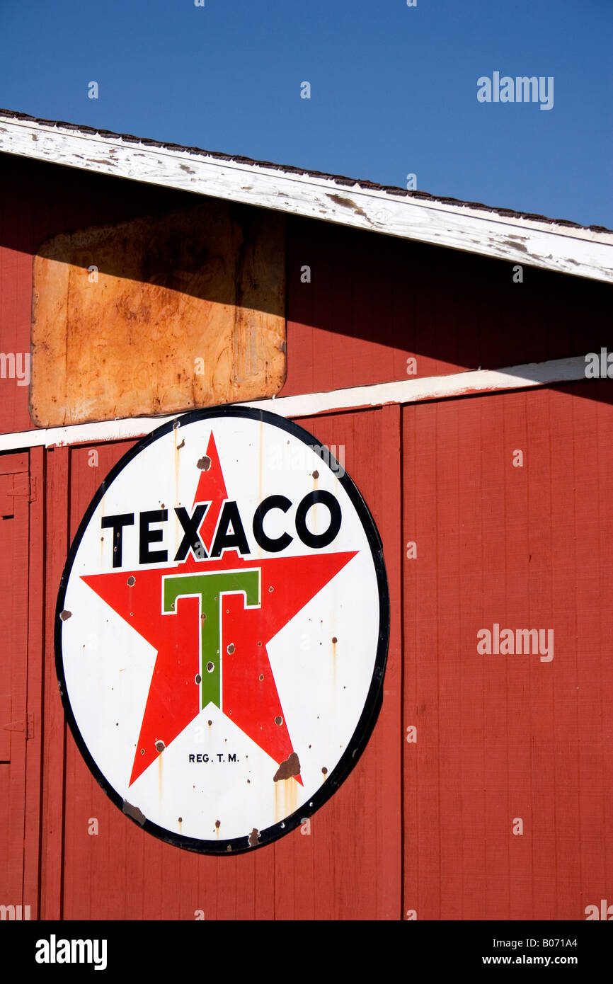 Old texaco sign hi-res stock photography and images - Alamy
