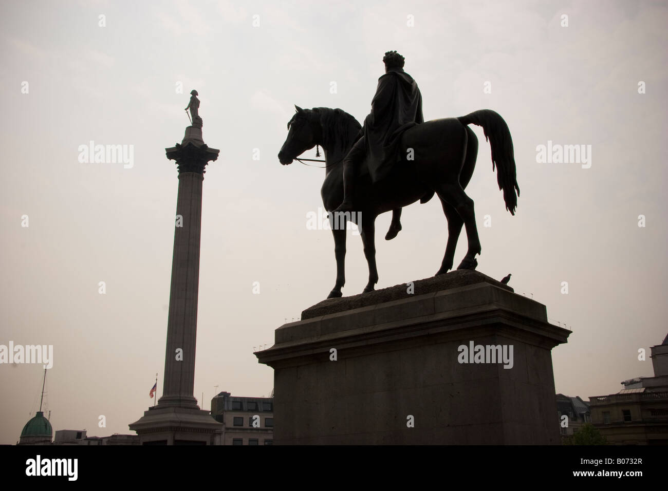 Statue Trafalgar Square London England Stock Photo - Alamy