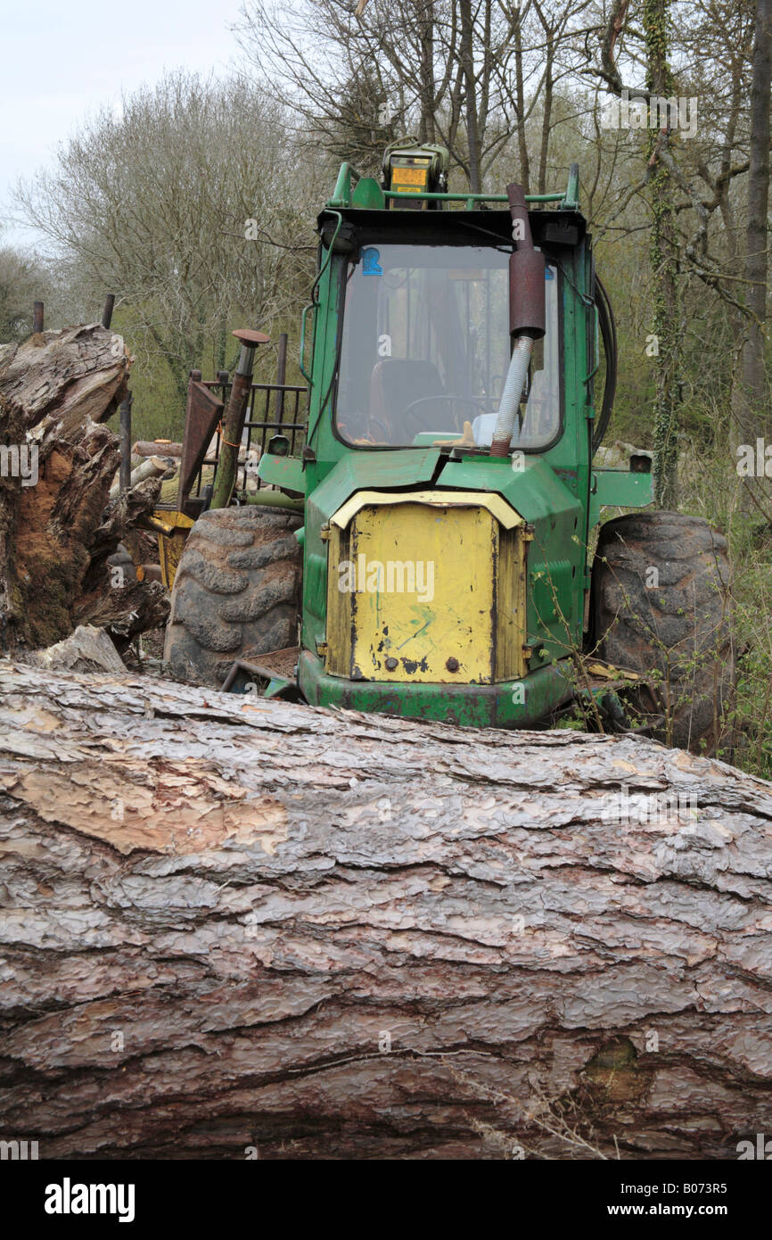 Logging tractor. Lumberjacking Stock Photo - Alamy