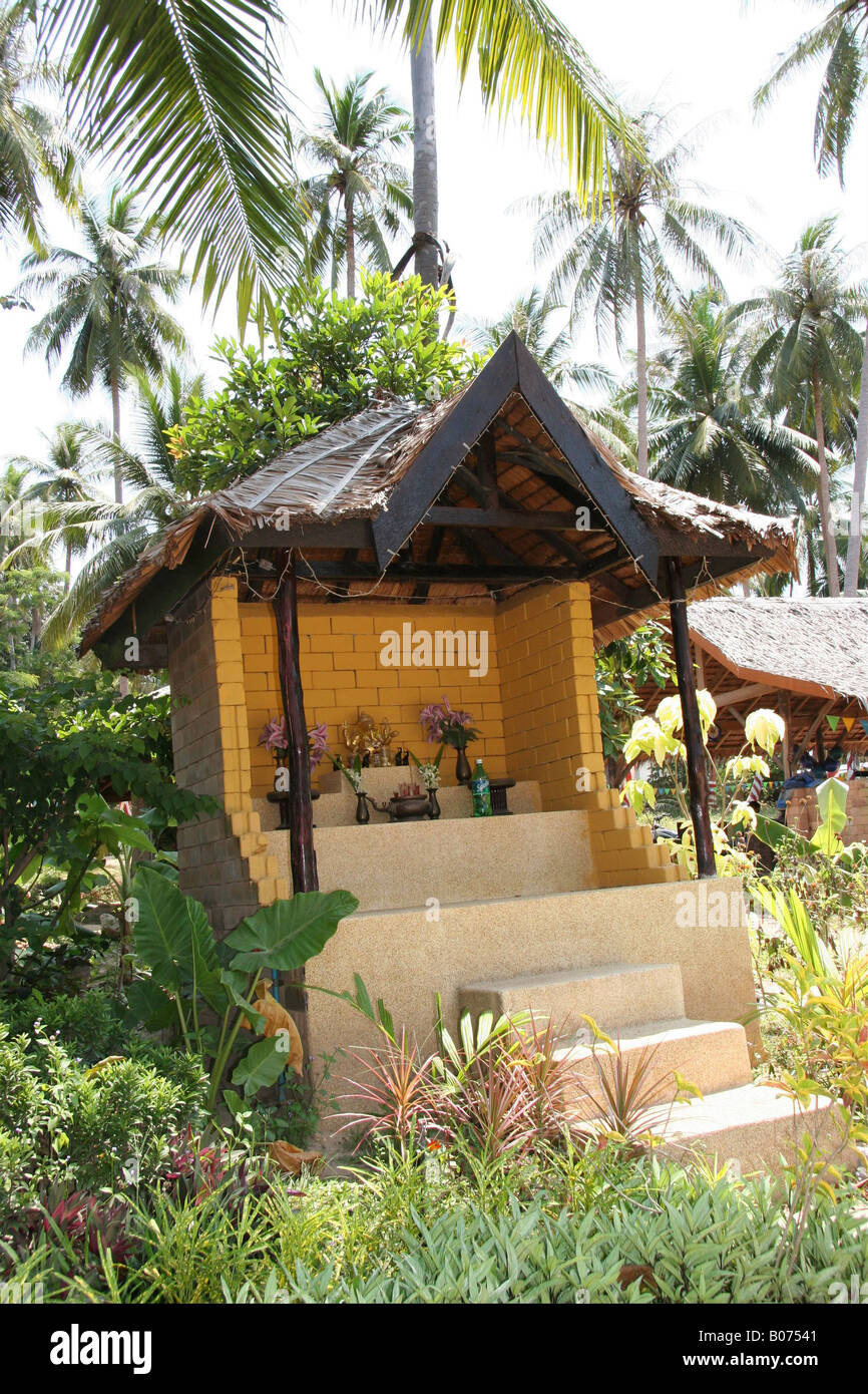 Thai family temple Stock Photo - Alamy