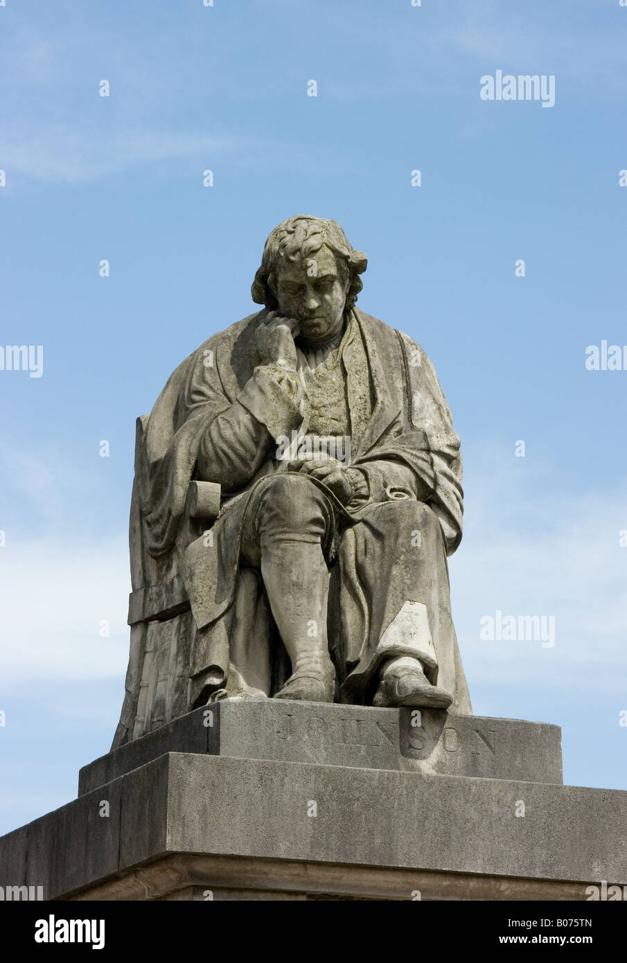 Statue of Dr.Samuel Johnson at his birthplace, Lichfield,Staffordshire ...