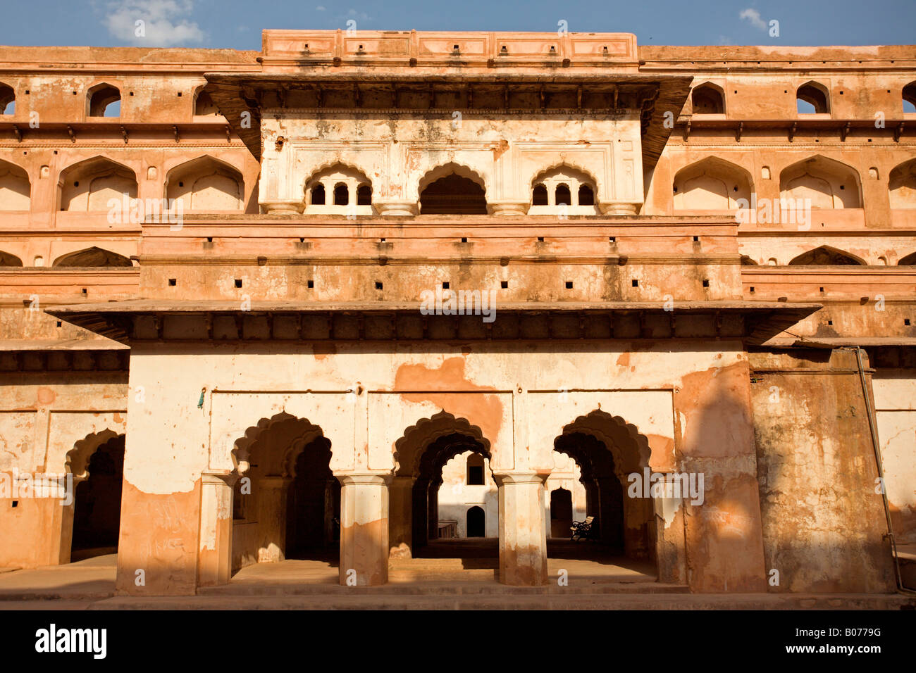 Orchha: Raj Mahal Stock Photo - Alamy
