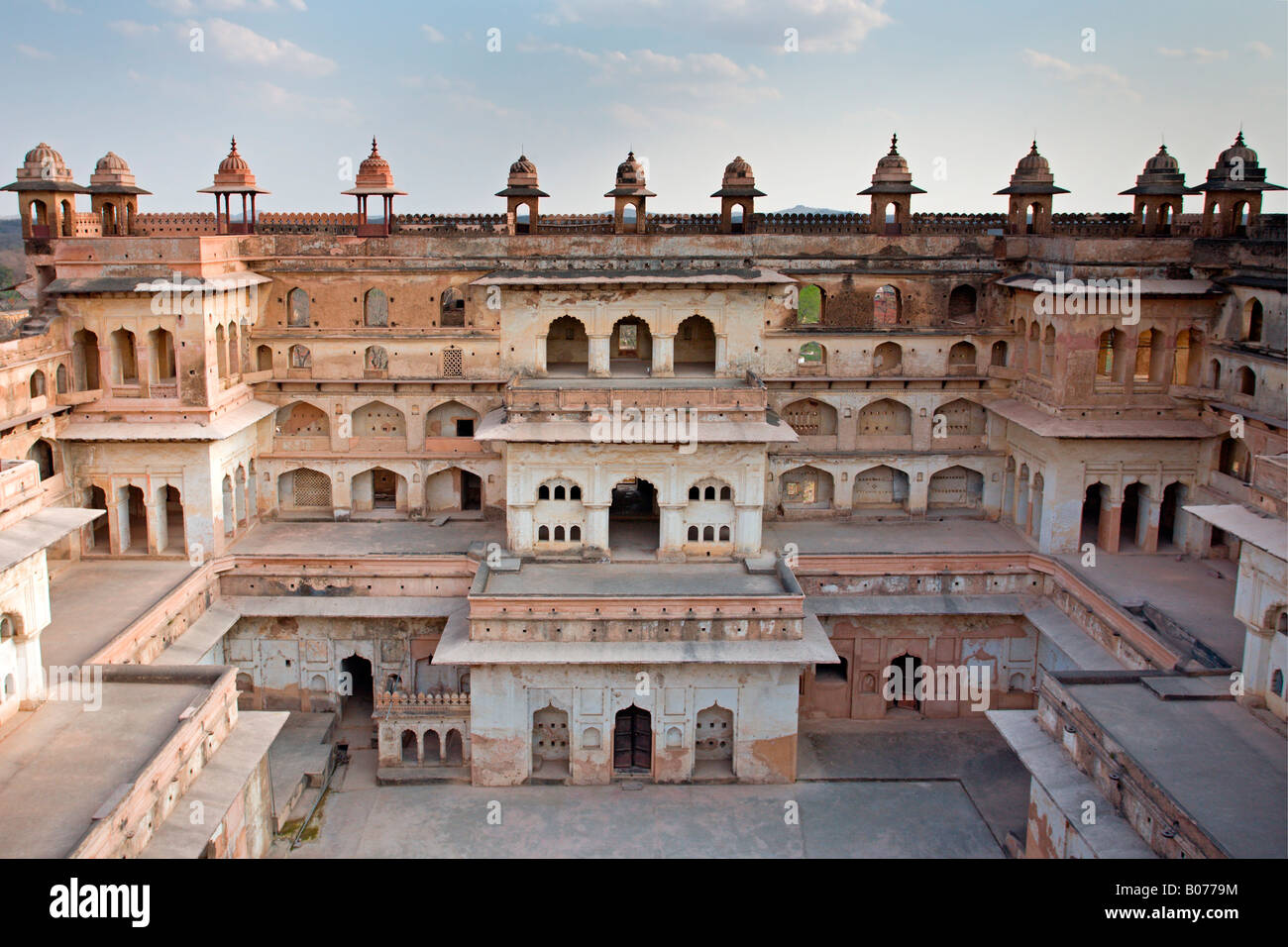 Orchha: Raj Mahal Stock Photo - Alamy