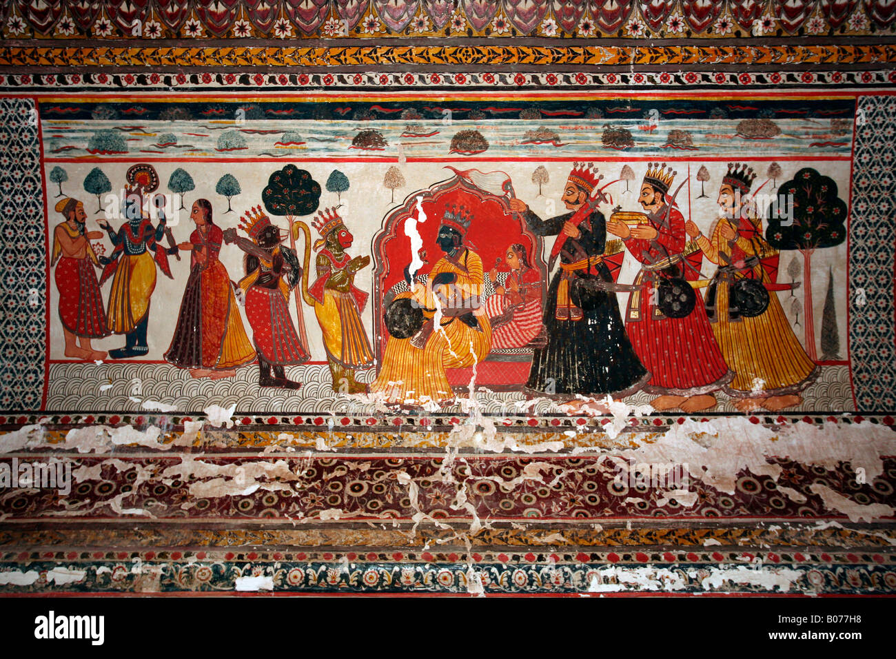 Orchha: Raj Mahal Palace: Old Wall and Ceiling Paintings Stock Photo ...