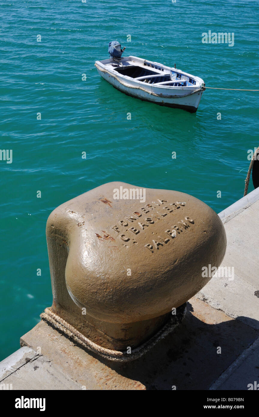 Bollard, Licata harbour, Sicily, Italy Stock Photo - Alamy
