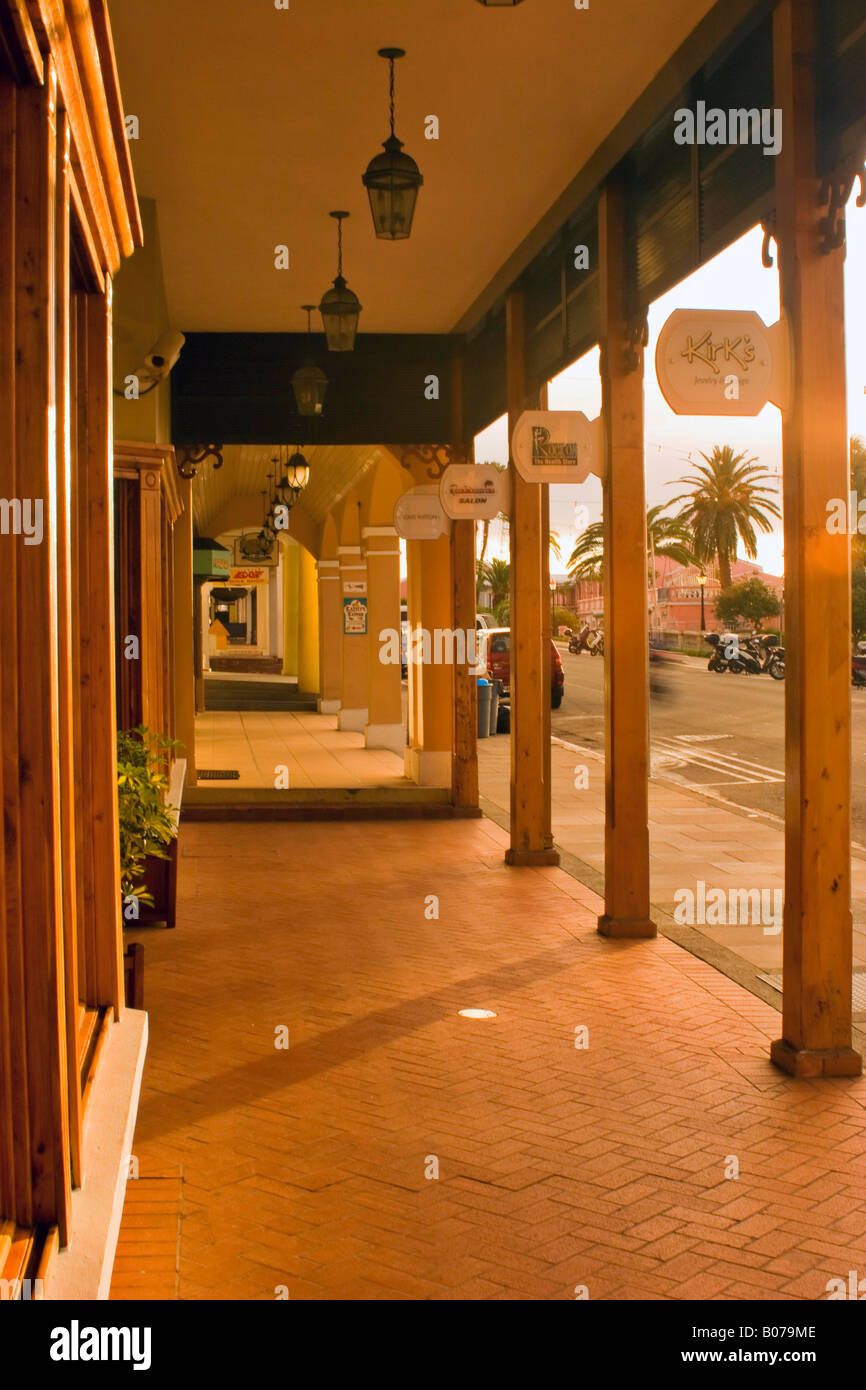 Bermuda shopping hi-res stock photography and images - Alamy