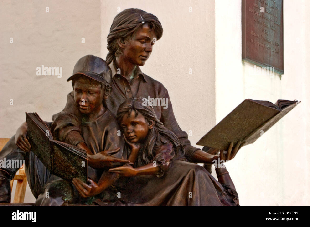 Bronze Statue outside th eNational Art Gallery Hamilton Bermuda Stock ...