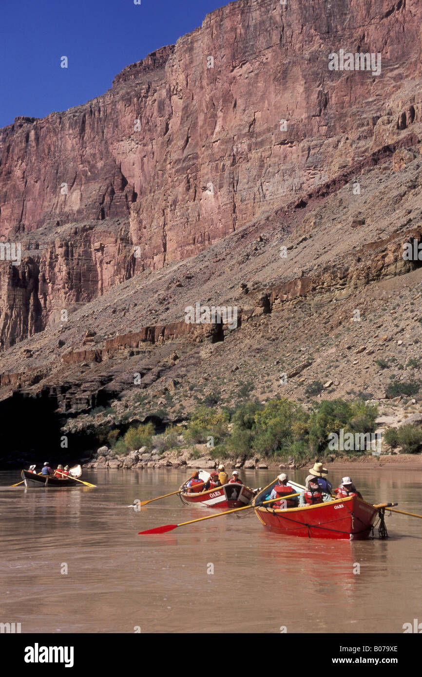 Dory boat grand canyon hi-res stock photography and images - Alamy