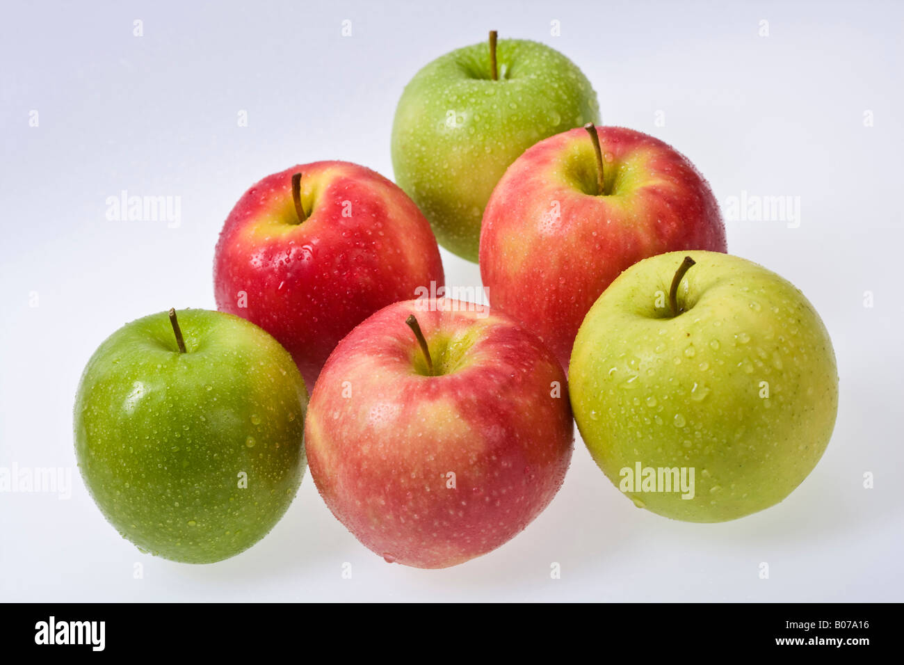 Granny Smith, Golden Delicious and Pink Lady Apples Stock Photo - Alamy