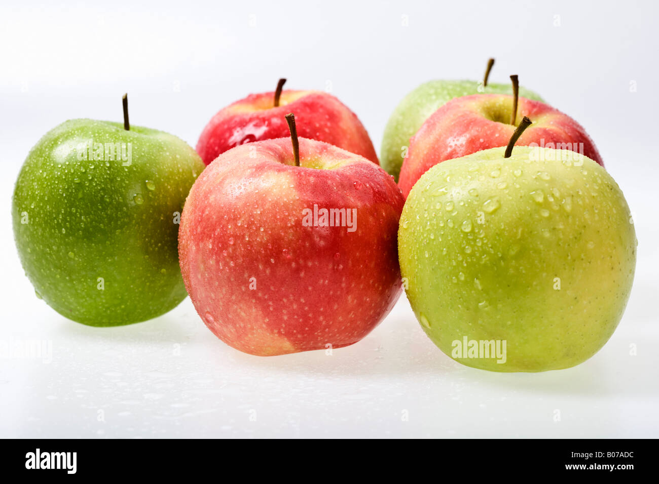 Granny Smith, Golden Delicous and Pink Lady Apples Stock Photo - Alamy
