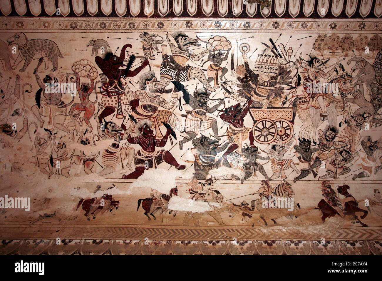 Orchha: Lakshmi Narayan Temple: Old Wall and Ceiling Paintings Stock ...