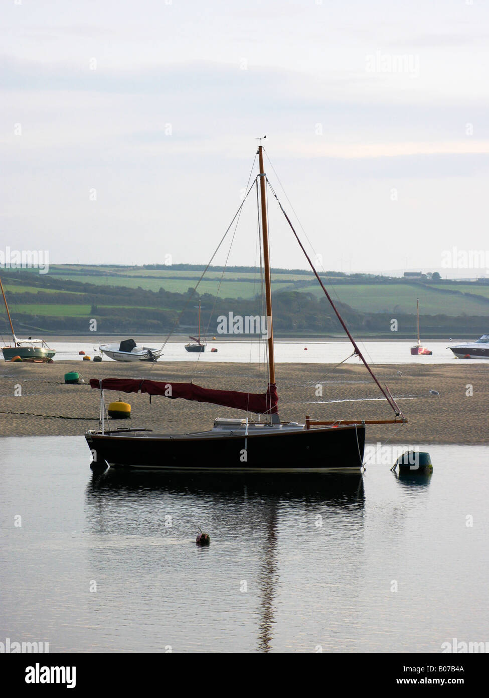 Sailing boats moored at Rock in the Camel Estuary, Cornwall, England ...