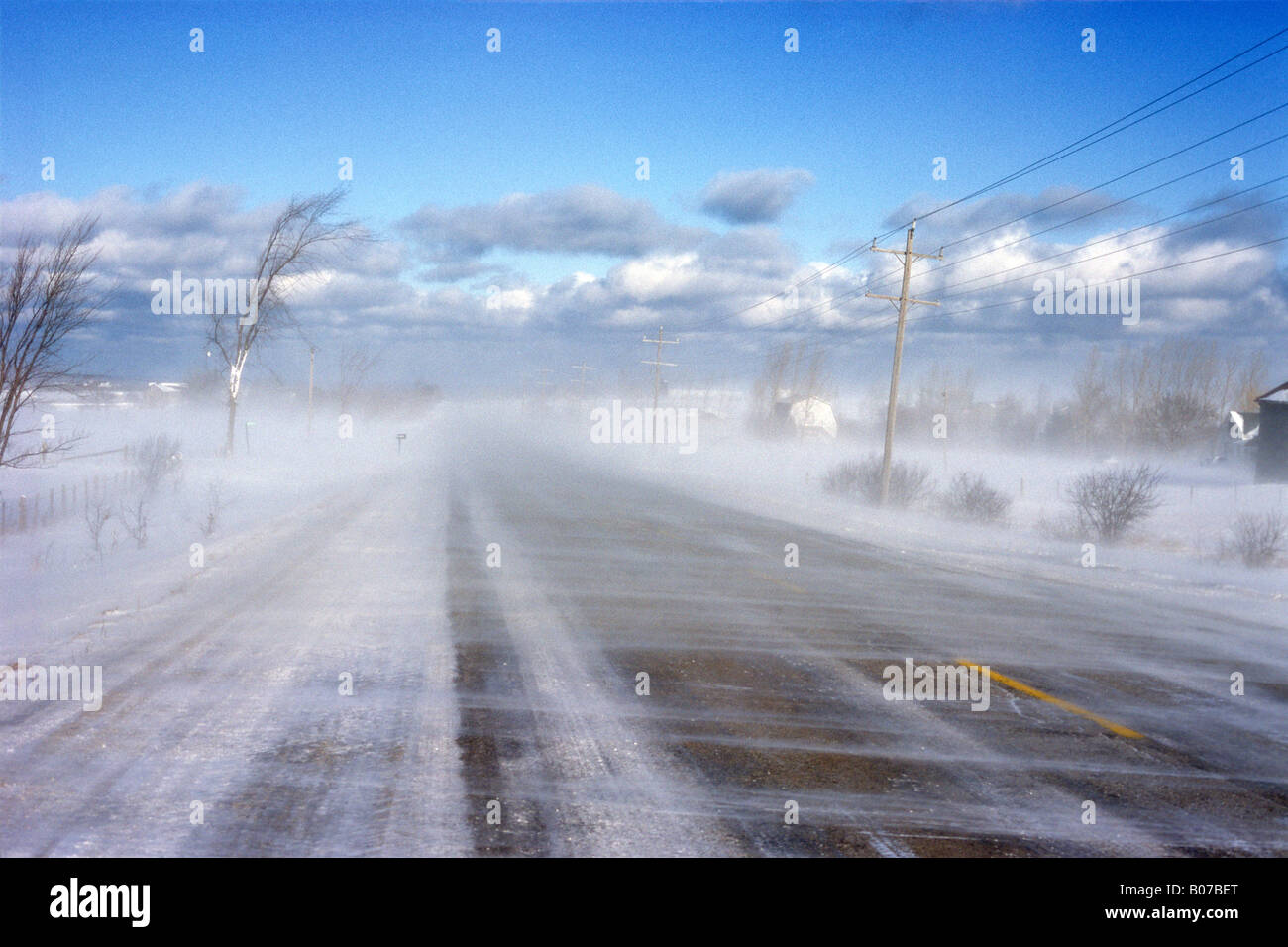 Drifting snow hi-res stock photography and images - Alamy