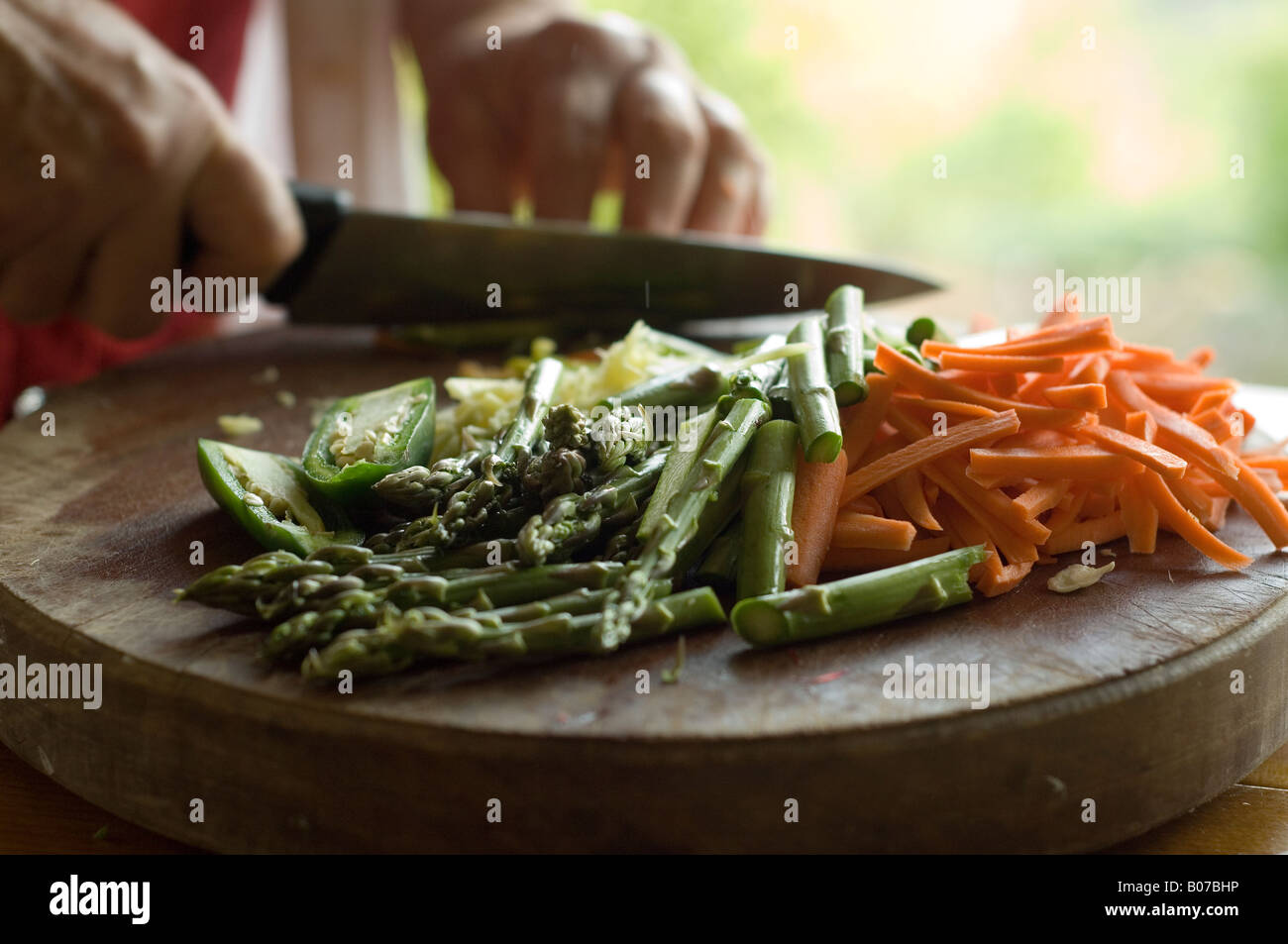 Chopping of vegetables in preparation for a meal Stock Photo - Alamy