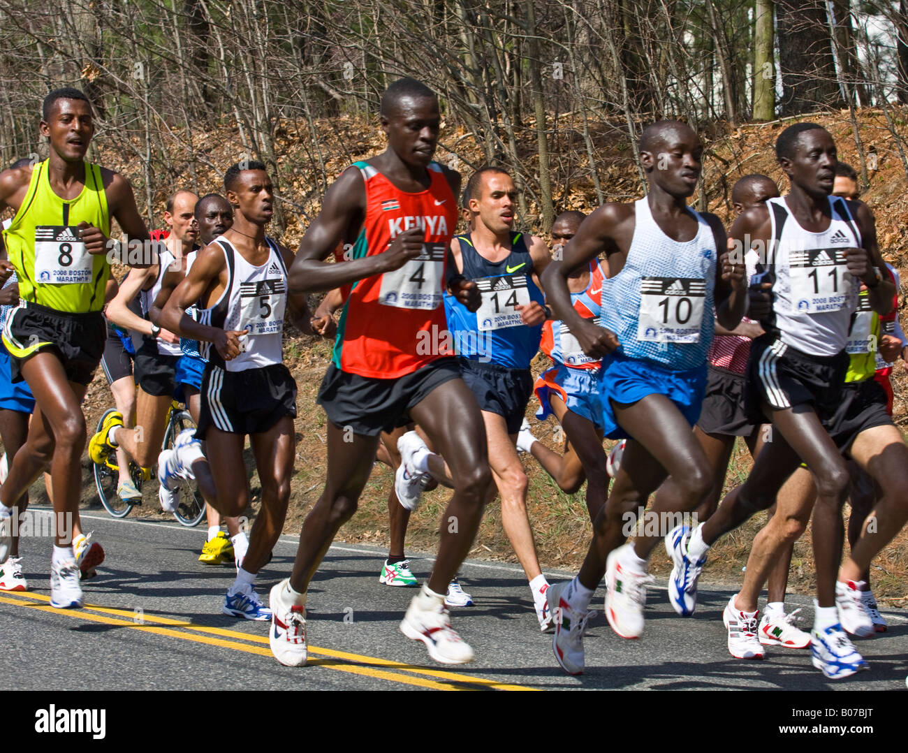 Elite male marathon runners at Boston Marathon 2008 4th km Stock Photo ...