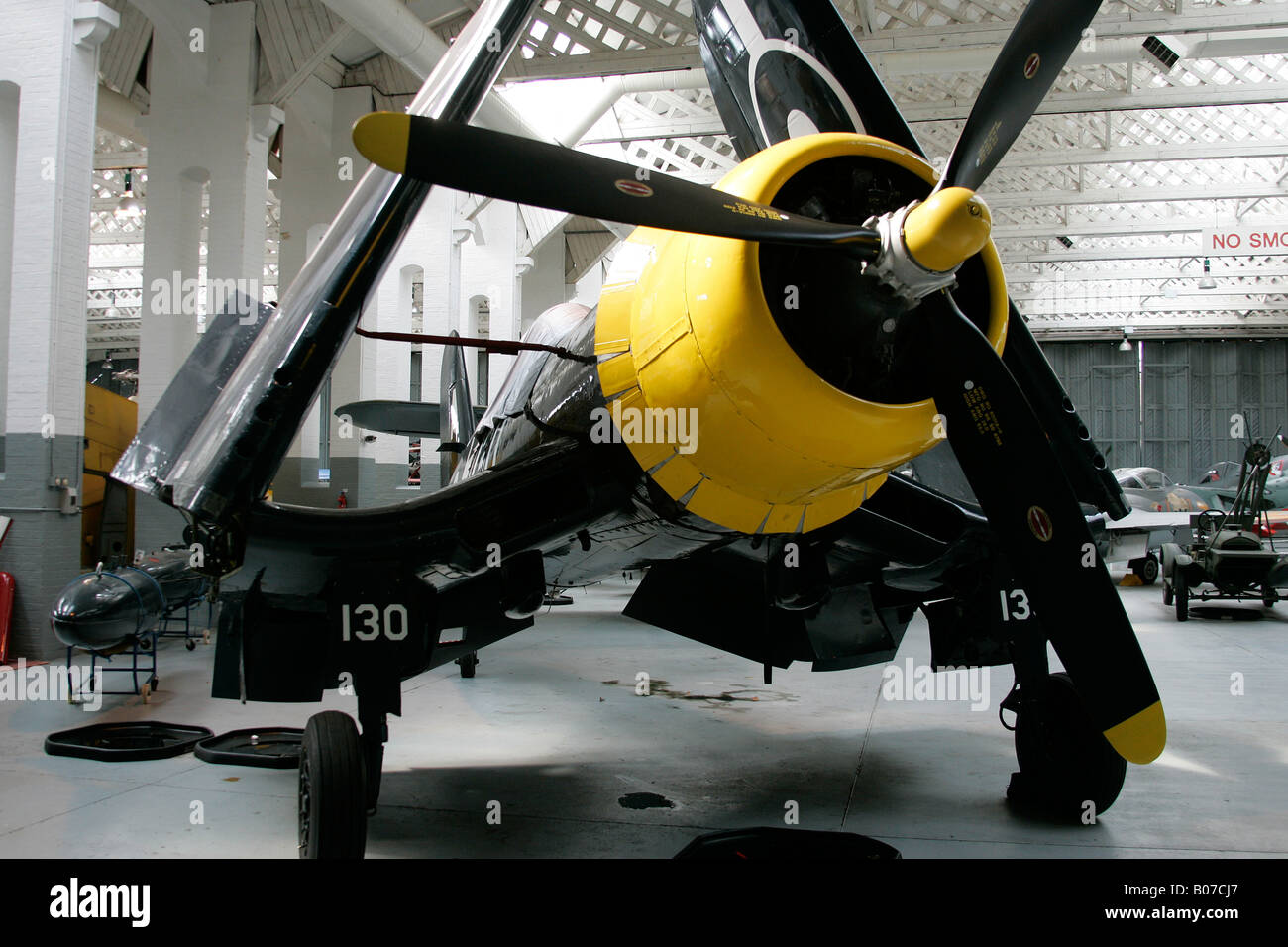 WW11 AMERICAN FIGHTER AIRCRAFT -IMPERIAL WAR MUSEUM UK ENGINE PROPELLER ...