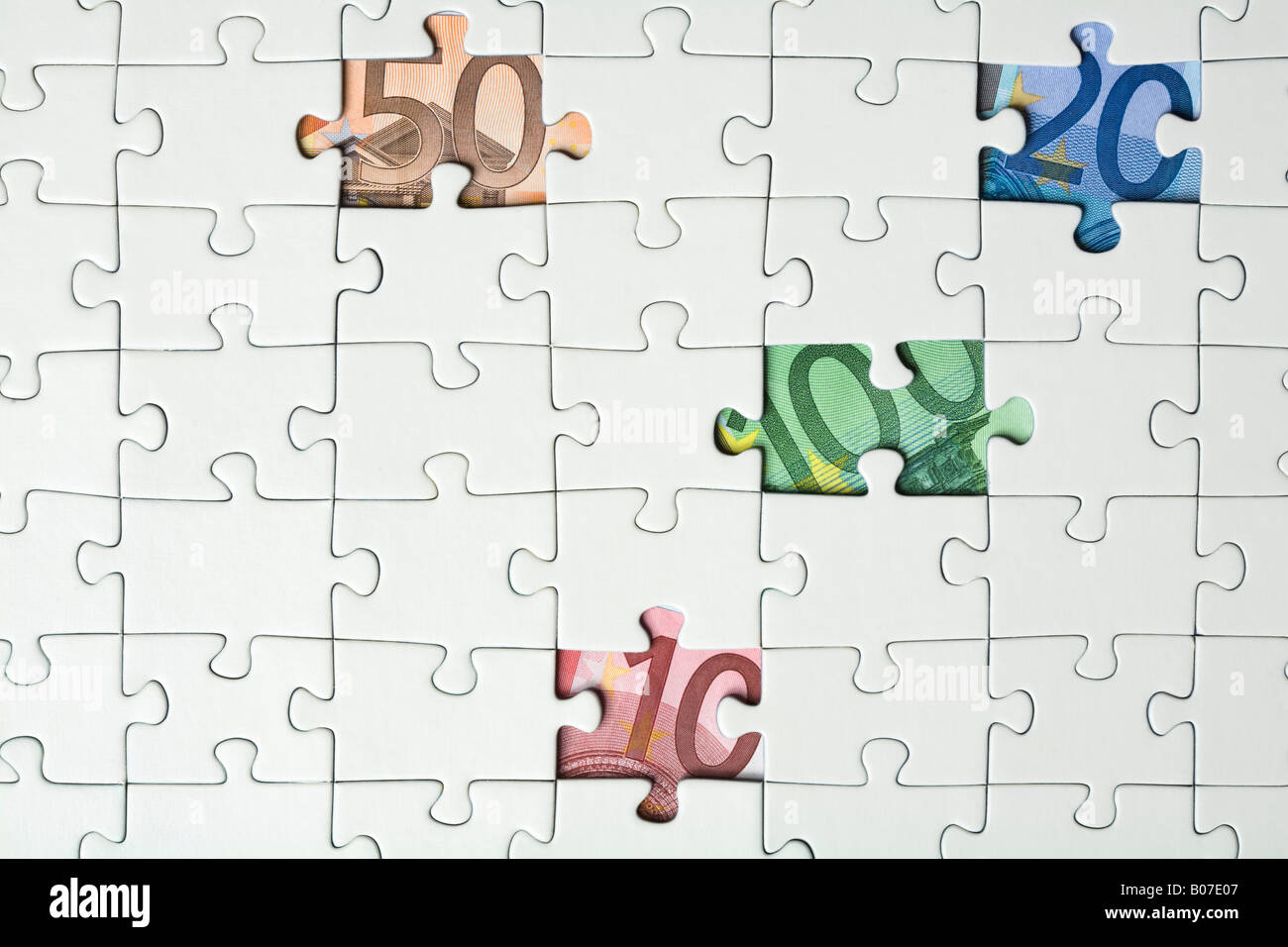 Puzzle pieces numbers hi-res stock photography and images - Alamy