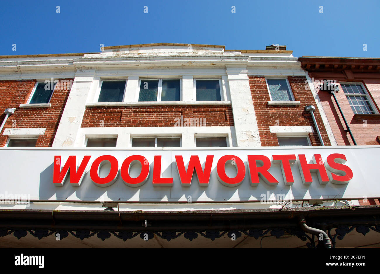 Woolworths sign hi-res stock photography and images - Alamy