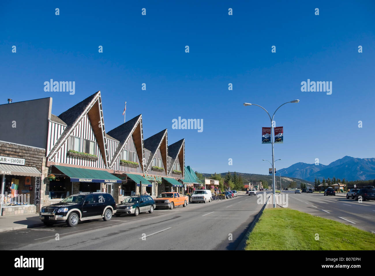 Main street jasper alberta hi-res stock photography and images - Alamy