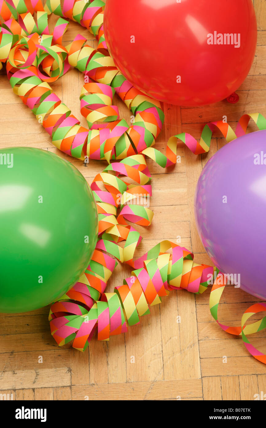 Streamer and balloons Stock Photo - Alamy
