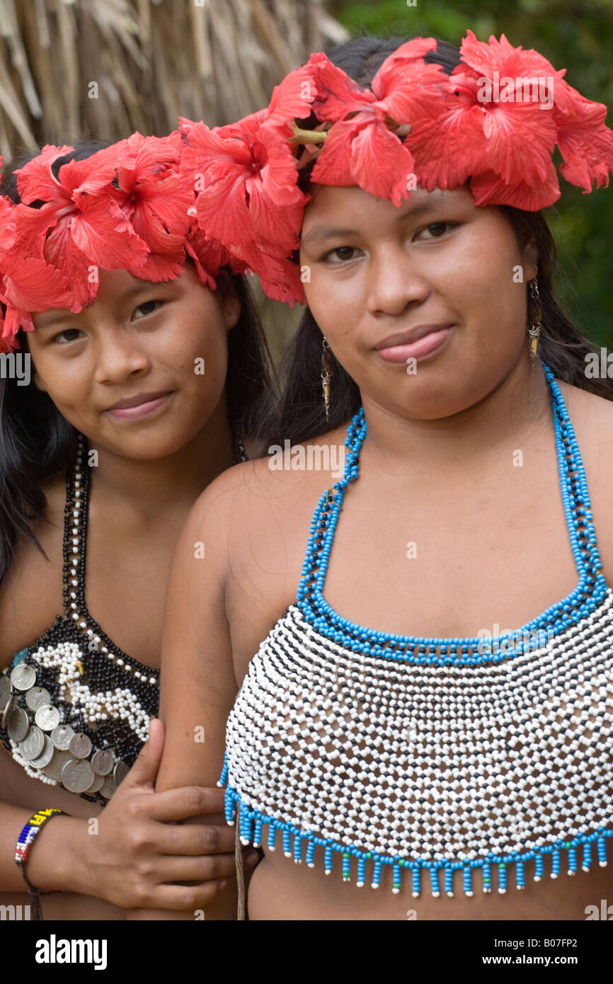 Panama, Chagres River, Embera Village, Embera women Stock Photo - Alamy