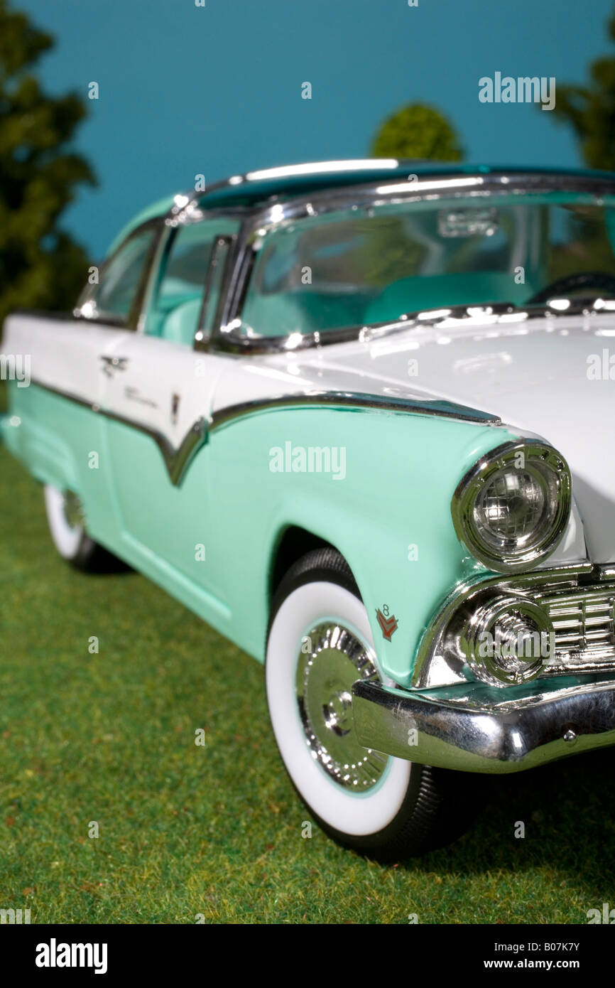 Oldtimer Auto Car model Ford Fairlane Stock Photo - Alamy