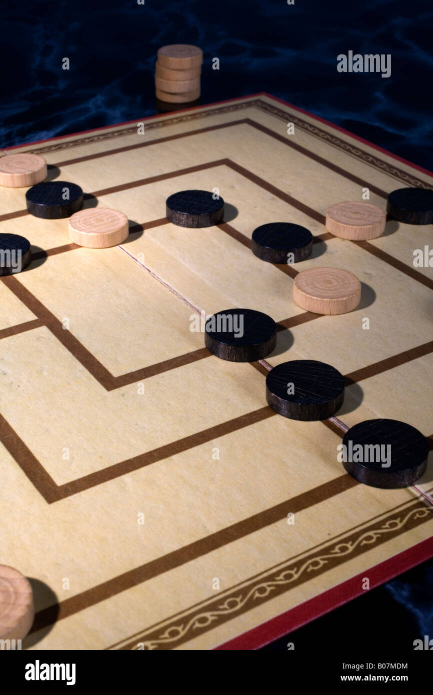 Nine men morris hi-res stock photography and images - Alamy