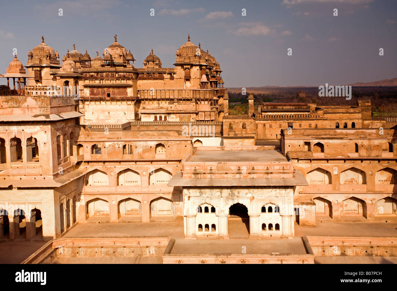 Orchha: Raj Mahal Stock Photo - Alamy